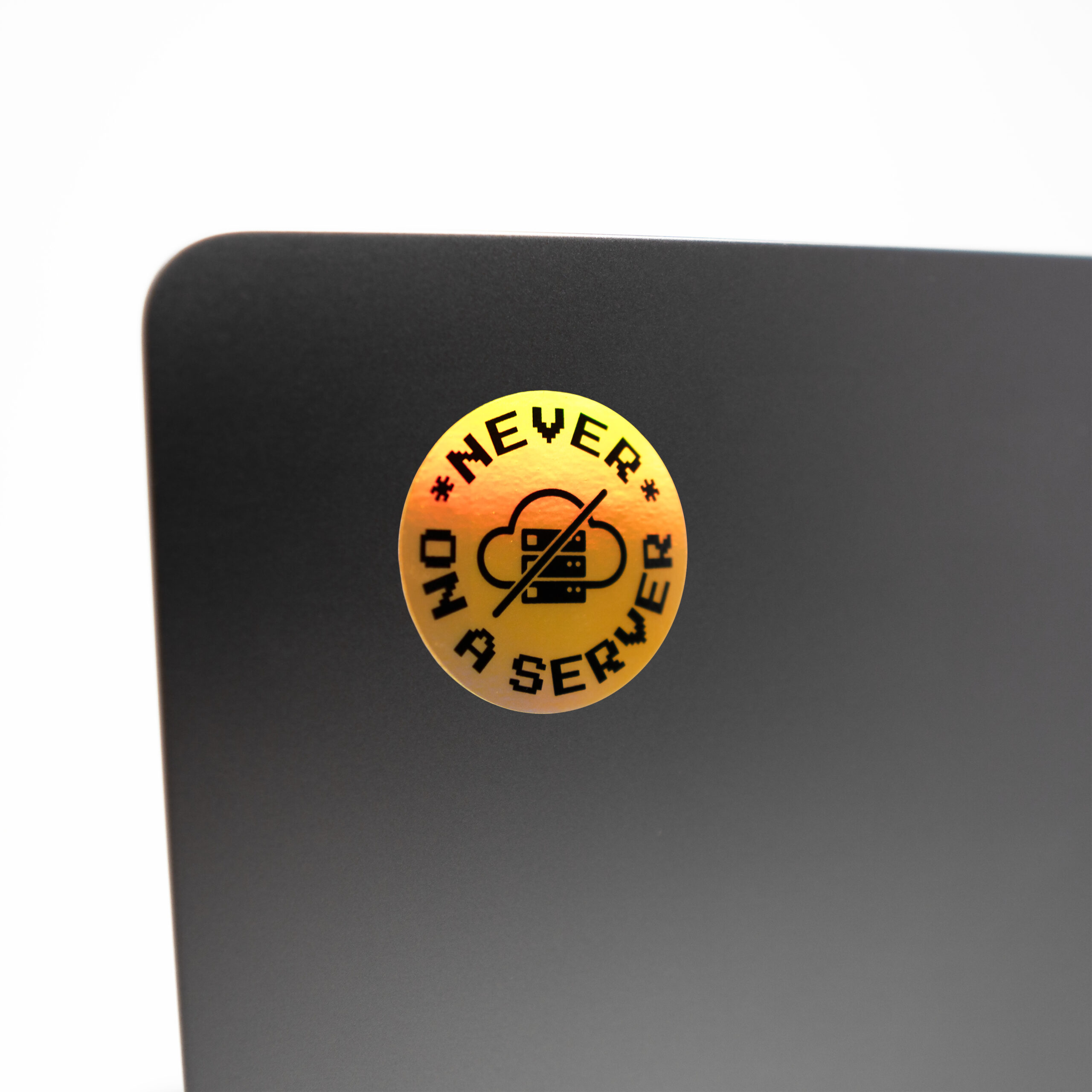 Keet Never On A Server Sticker - CYPHERPUNK